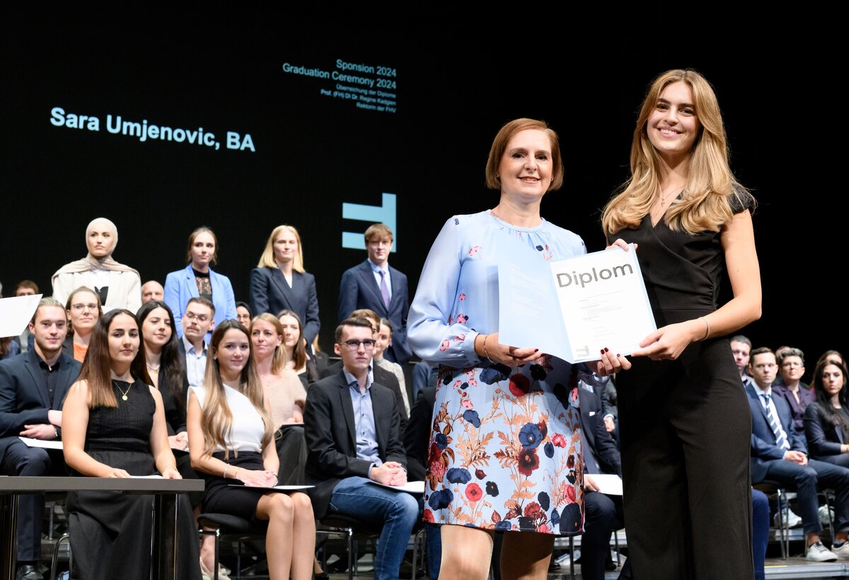 441 Absolvent:innen feiern Sponsion